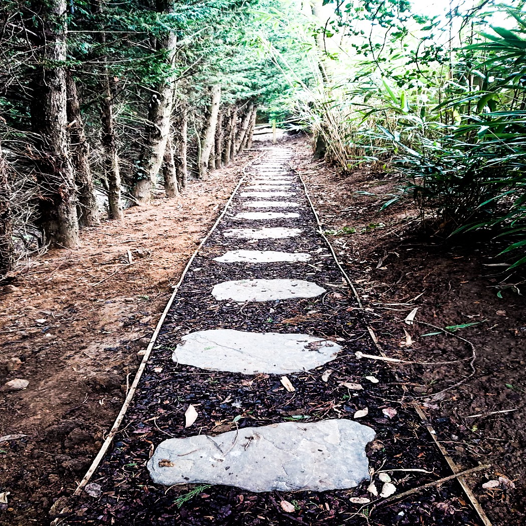STEPS & PATHS | Hampshire | Surrey | RB Vinci Landscaping